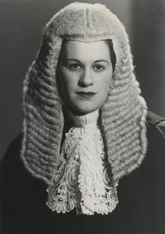 Dame Rose Heilbron becomes first woman judge to sit at the Old Bailey ...